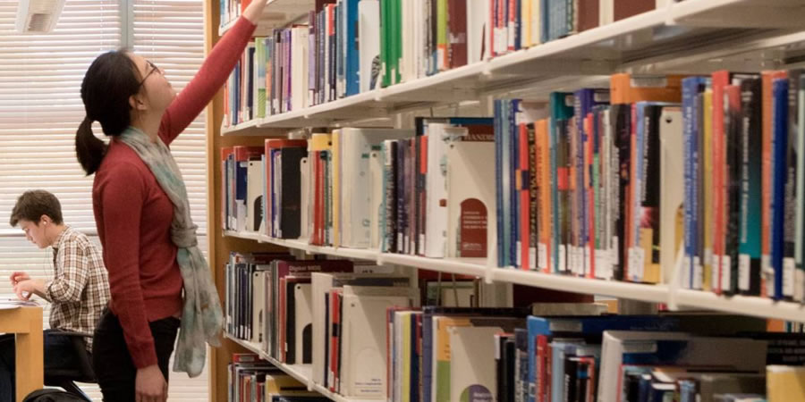 Organização do Acervo da Biblioteca: Confira algumas dicas.